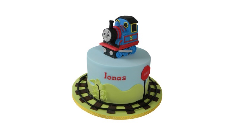 Thomas the tank engine toy cake for kids